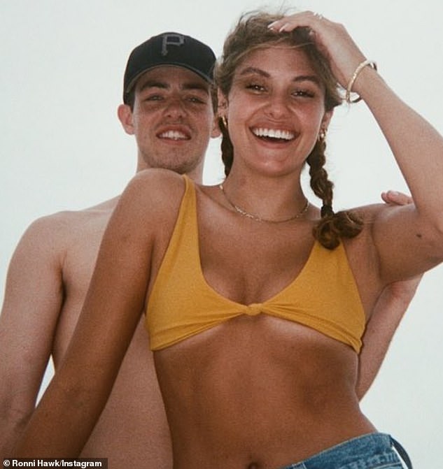 Atriz do Disney Channel, Ronni Hawk, é presa - Blog de Hollywood